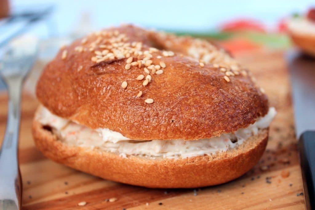 How to Make Homemade New York Style Bagels - Windy City Baker